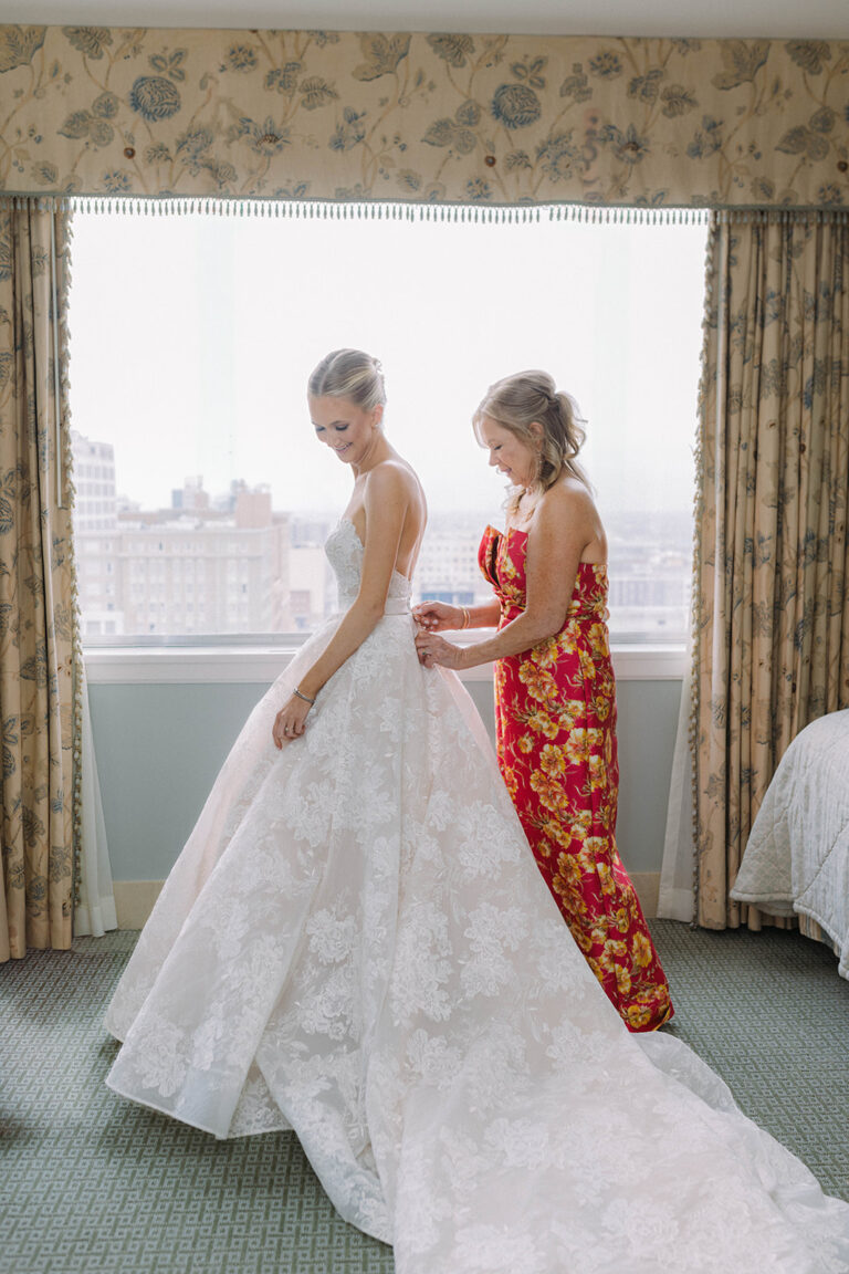 Bridal Prep: How to Ensure Beautiful Bridal Prep Photographs - Cheryl ...