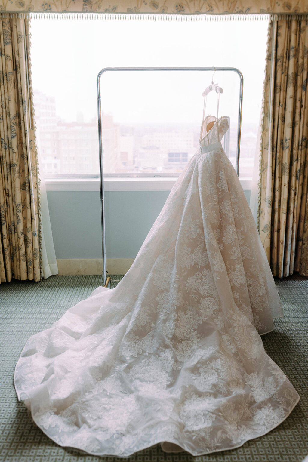 Bridal Prep: How to Ensure Beautiful Bridal Prep Photographs - Cheryl ...